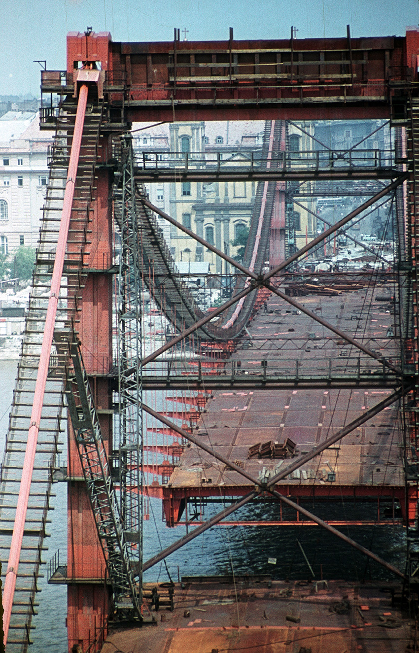 Historical photos of motorways and roads in your country | Page 80 ...